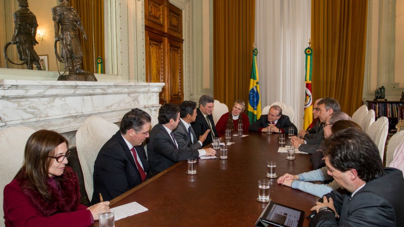 Governador recebe novos executivos da Toyota para o Brasil e América ...